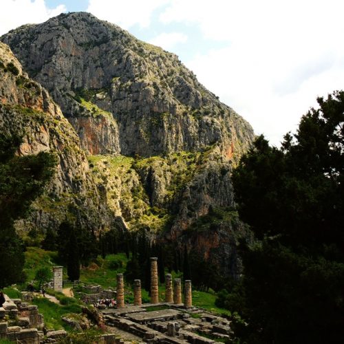 The sacred mountains of Greek mythology – Action Constructing